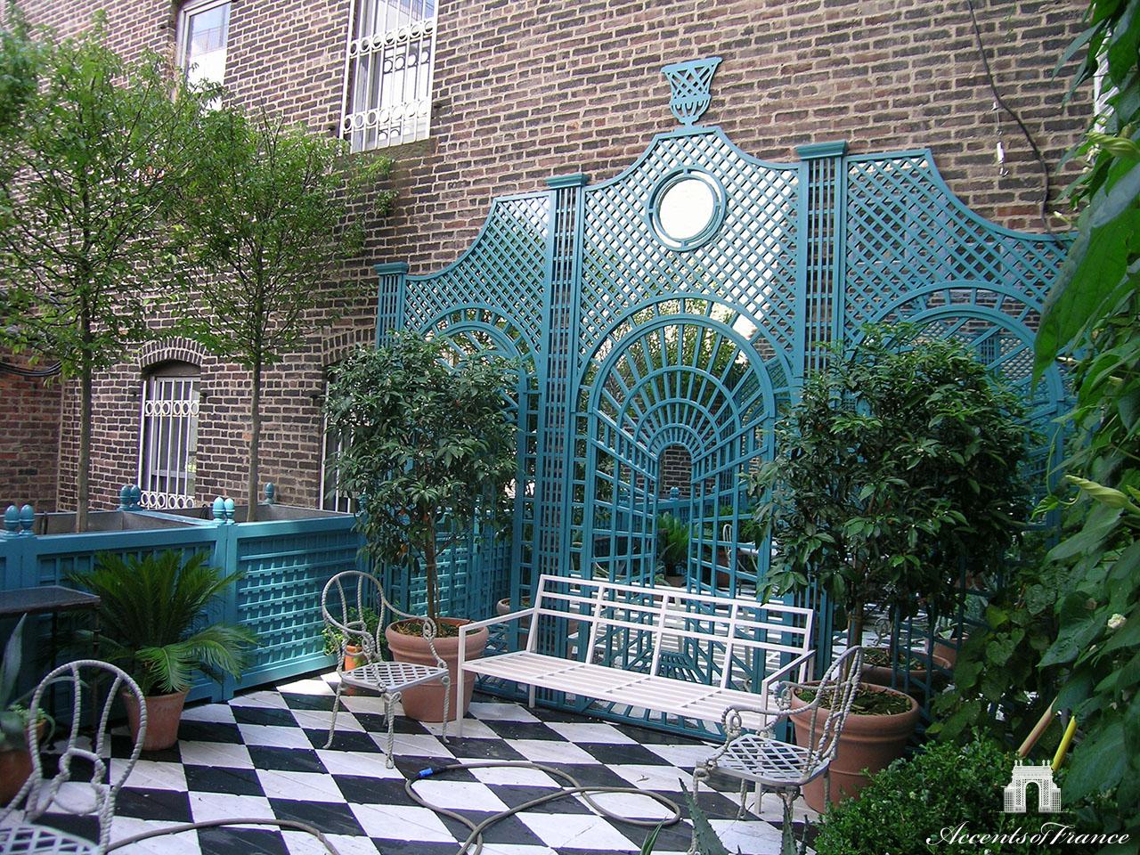 Terrace in New York - Accents of France