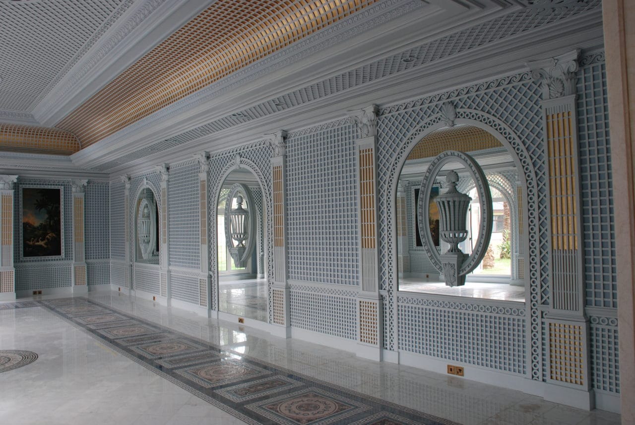 Interior Treillage in a Reception Hall - Accents of France